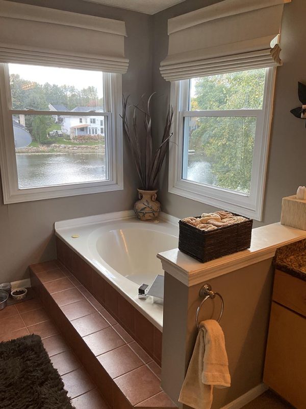 15 reasons a bathroom blogger decided to remodel his master bathroom – Innovate Building ...